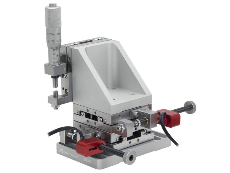 9063-XYZ-PNN-M XYZ Linear Stage